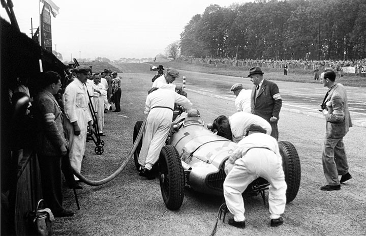 Great racing cars: 1938-39 Mercedes-Benz W154 - Motor Sport Magazine