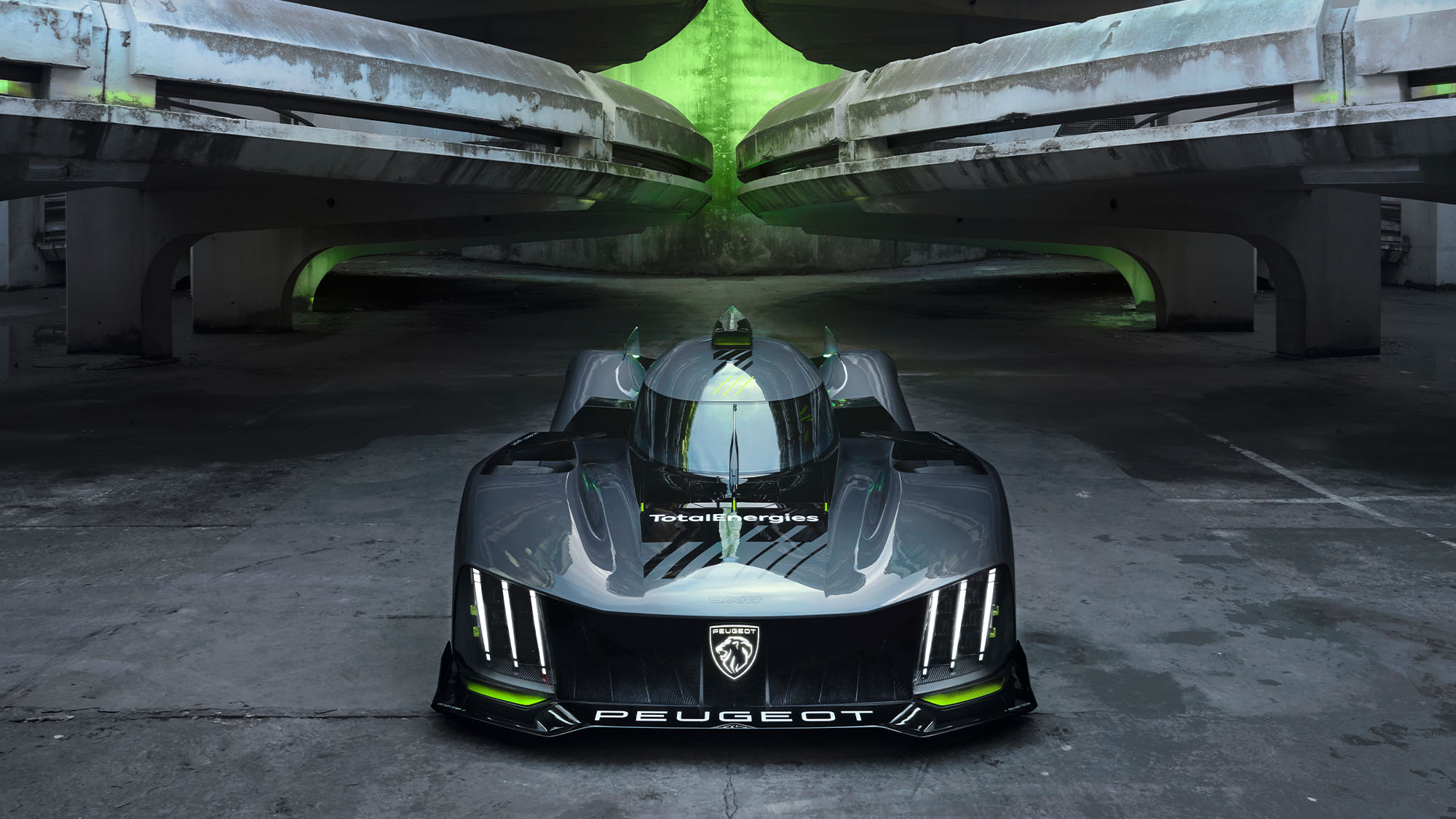 Peugeot reveals pictures of wingless Le Mans Hypercar on track ...